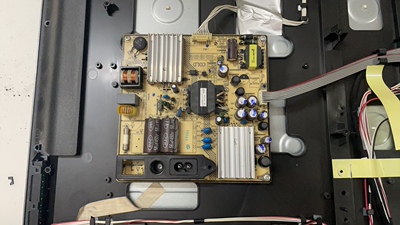 原装三洋32CE660LED电源板SHG3206A-101H 测好9针