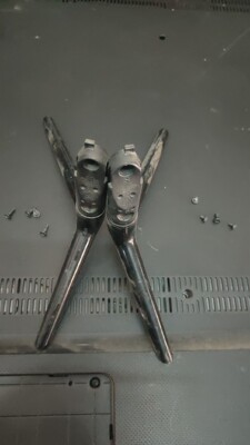 原装三星UA55JU50SWJXXZ 底座配螺丝现货