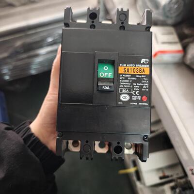 日本FUJI断路器SA103BA 50A