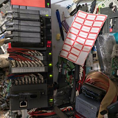 Q06HCPU主机 整套设备配电箱里拆机89成新