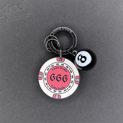 幸运数字陶瓷筹码牌好运黑8汽车钥匙扣挂件包饰链情侣可爱高级感
