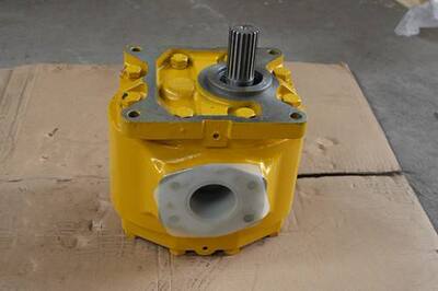 山推SD32推土机工作泵 液压泵 主泵07446-66103 173-61-01100
