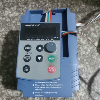 议价HHKC变频器 EV320 220V15kw 质可维修