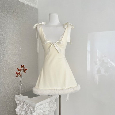 kubiliv娇嗲千金纯欲性感蕾丝花边系带深v领吊带裙甜美连衣裙