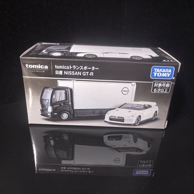 TOMY多美卡合金车旗舰版运载车日产尼桑GTR汽车模型玩具996828