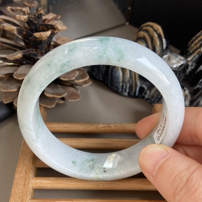 天然缅甸翡翠手镯57冰糯种飘蓝花宽版轮胎老坑a货玉镯子1376