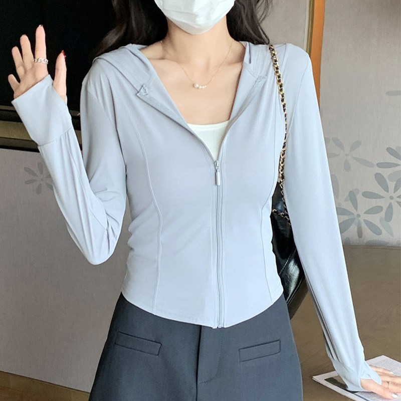 灰色冰丝修身防晒衣女款夏季防紫外线防晒服户外开衫外套紧身上衣