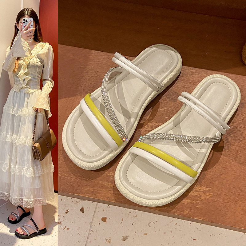 TEH3802凉鞋女夏外穿2025新款仙女风亮钻交叉带平底一脚蹬沙滩