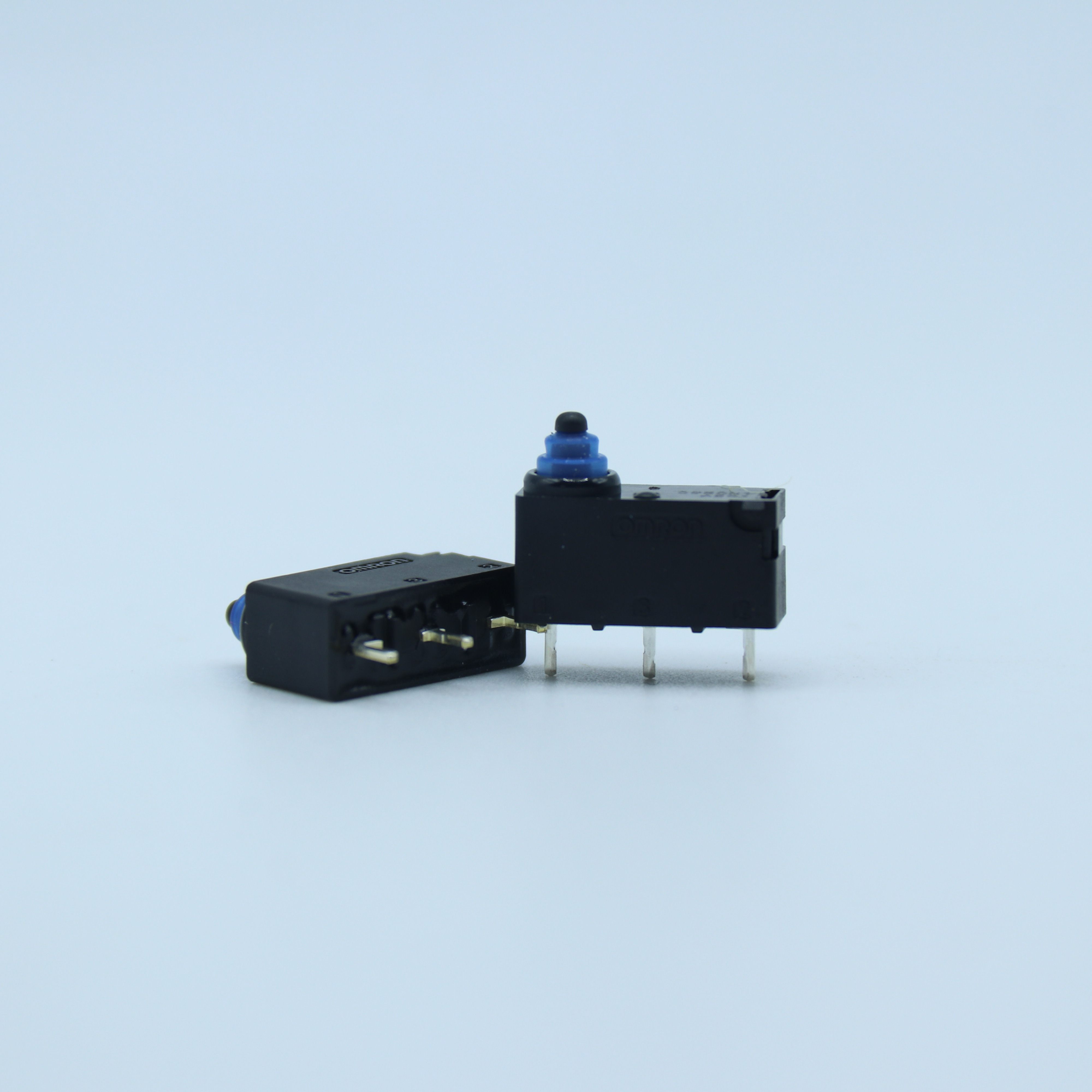 D2HW-A201D欧姆龙OMRON尖脚防水微动开关D2HW-A201H行程限位开关_虎窝淘