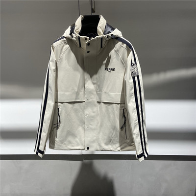现货Ferre费雷 25秋冬户外系列logo徽章刺绣男士羽绒服冲锋衣外套