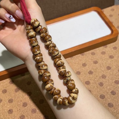 花皮熊猫紫金鼠蒜瓣大肠手持手链文玩配饰DIY手工文玩手串