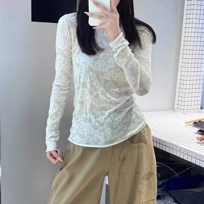 MACQNF22192FMQ时尚百搭休闲圆领扎染印花长袖打底T恤女