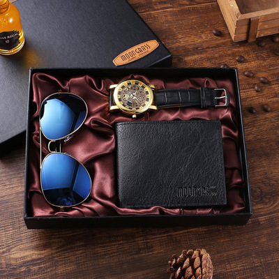 Boutique gift set Glasses   large dial quartz watch   Wallet