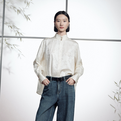 婉甸2025年冬季新品珍珠白提花中式衬衫1244S03JN1