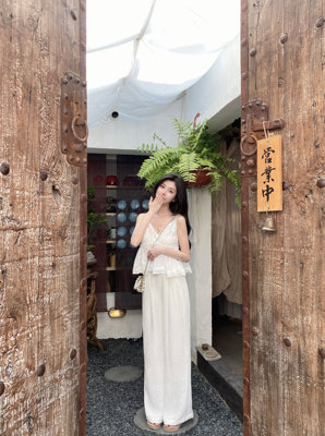 月鱼里「大美人」女神裤 质感莱赛尔甩甩裤女高克重大摆裤春夏