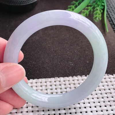实拍A货翡翠55.5/10老坑冰胶水灵淡雅紫罗兰圆条手镯翡翠玉镯