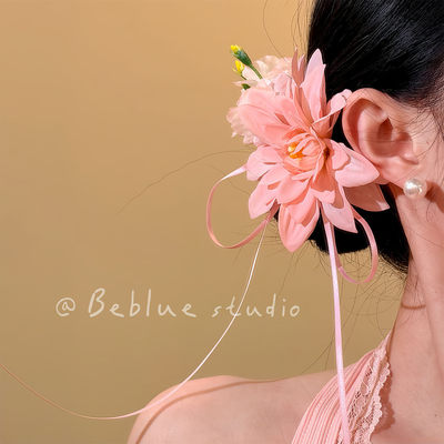 桃夭灼灼~超仙粉色花朵丝带发夹女2026新款侧边夹出游度假风头饰