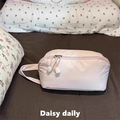 化妆包女2025新款ins高级感女简约旅行出差收纳便携大容量洗漱袋