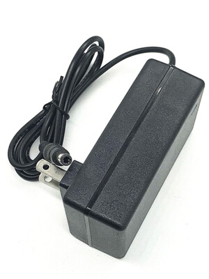 投影仪15V3000mA通用电源适配器