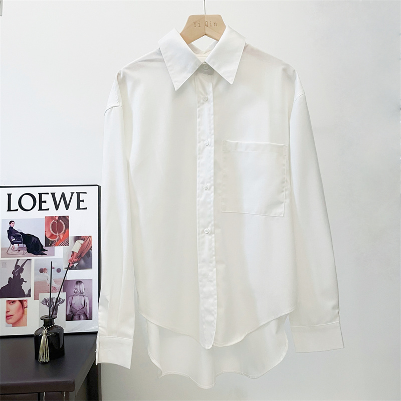 大洪同款时尚宽松型长袖扣子上衣百搭叠穿白色长袖衬衫简约上衣女_虎窝淘