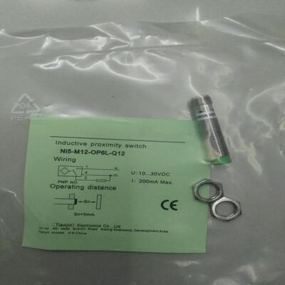 供应接近开关ni20-m30-cn6l-q12射回光电式