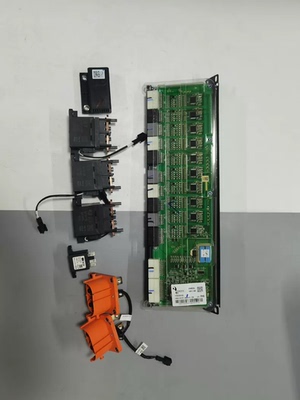 五菱扬光403EV 柳州华霆电池包41.9度，蜂巢电池管理系统BMS，