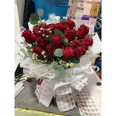 金华婺城区五一路古子城汽车南站火站秋滨三路口红玫瑰生日鲜花店