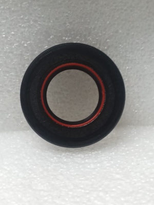 BP4960F 尺寸 23X41X8mm 方向机油封