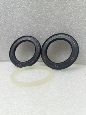 BZ5913F  90316-37001  尺寸 37X54X12.5mm 分动箱油封