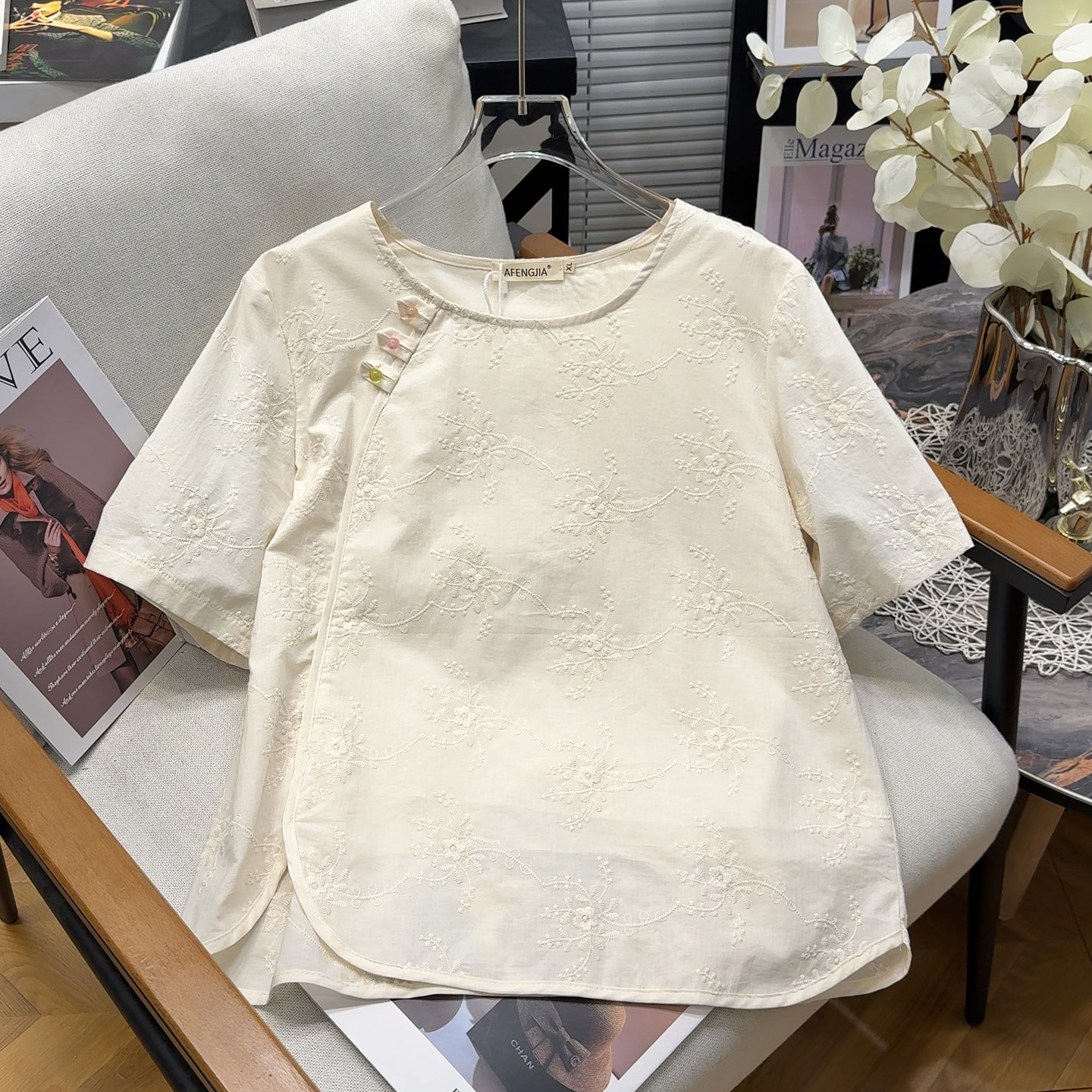 新中式国风刺绣短袖衬衫女夏季新款大码胖mm宽松遮肚气质独特上衣