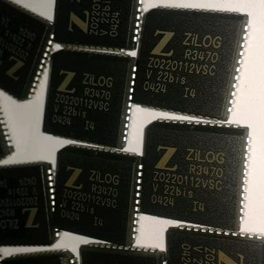 Z0220112VSCPLCC44现货供应