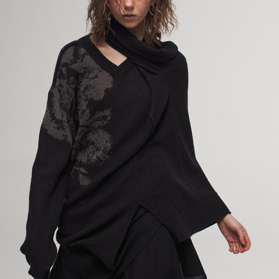 「 凌鸦ILNya 」差池_黑 疏密提花针织套头衫 V领秋季保暖针织衫