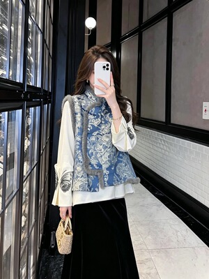 5189真毛夹棉新中式国风提花马甲外套女春女士马夹坎肩上衣