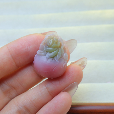 四川凉山盐源玛瑙粉色巧雕葫芦吊坠关朋友闺蜜同事妈妈礼物