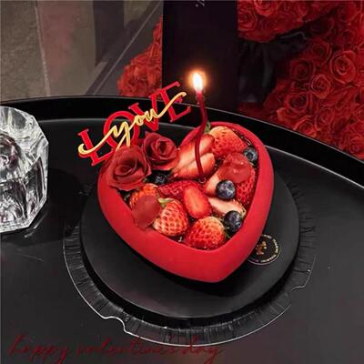 2025情人节草莓蛋糕装饰