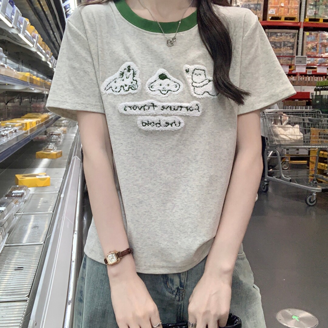 实拍短袖t恤女装夏季新款潮韩系设计感卡通刺绣撞色圆领上衣