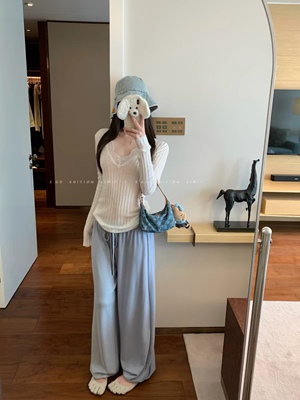 LSM STUDIO温柔蕾丝U领针织打底修身坑条长袖内搭上衣软糯针织衫