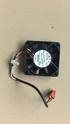 适用松下滚筒洗衣机主板散热风扇 故障代码H29 电脑板散热风机