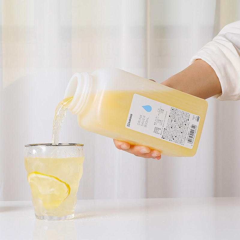日本进口牛奶储存瓶果汁分装密封罐食品级塑料空瓶子装蜂蜜专用桶