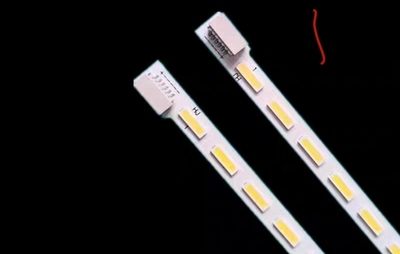 适用三洋32CE530ALED灯条HKC-315-3T 6049000000-L/R THC305005