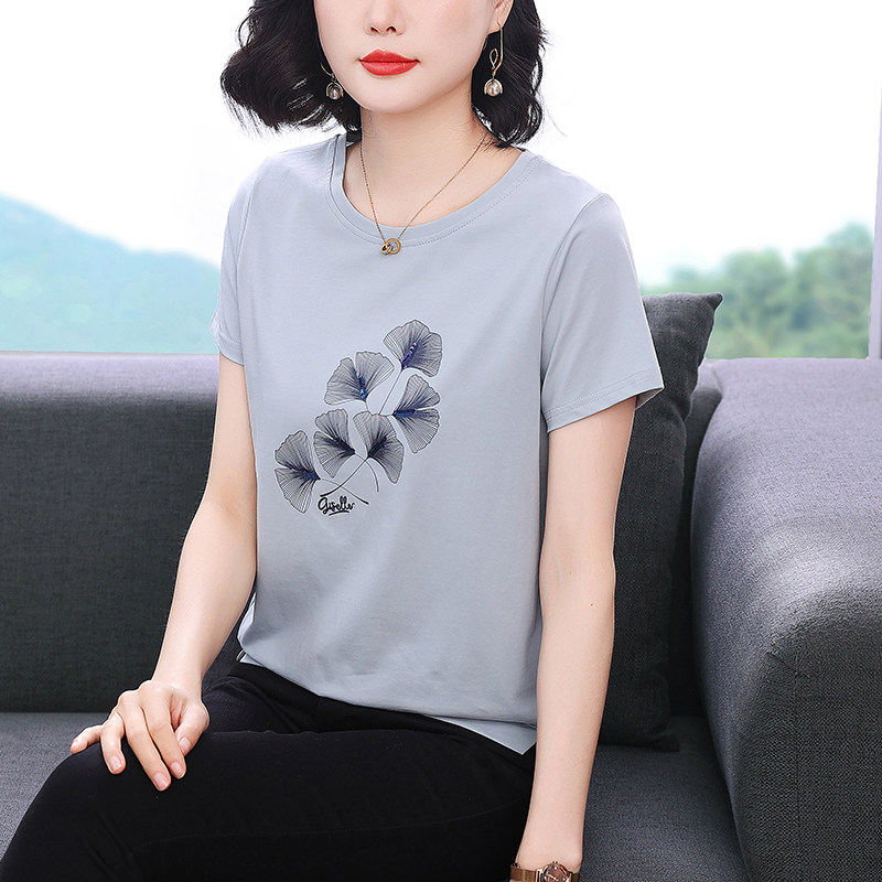 妈妈短袖t恤女 2026夏装新款中老年半袖衫宽松大码体恤减龄上衣服