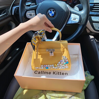 CallmeKitten重工镶钻凯莉手提包