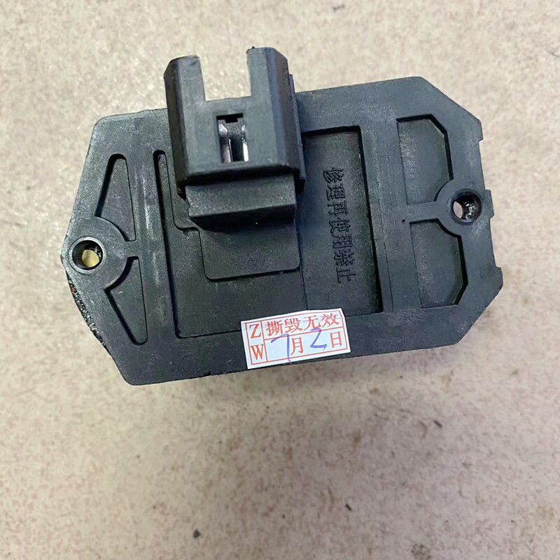 适用江淮帅铃T6T8皮卡鼓风机电阻鼓风机调节器江淮皮卡正厂配件