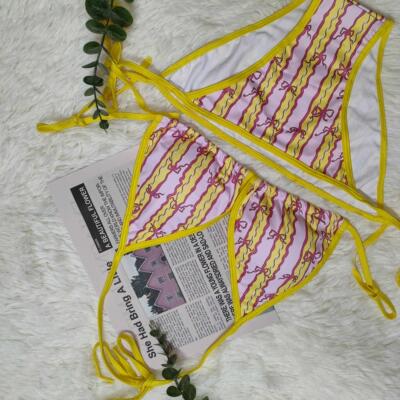 比基尼套装蝴蝶结三角式沙滩泳衣