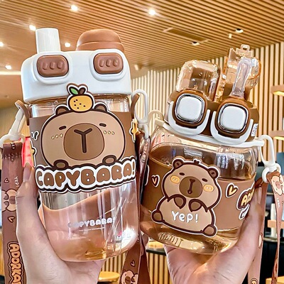 卡皮巴拉水杯 卡通系列墩墩塑料杯双饮塑料杯580ml大容量便携水杯