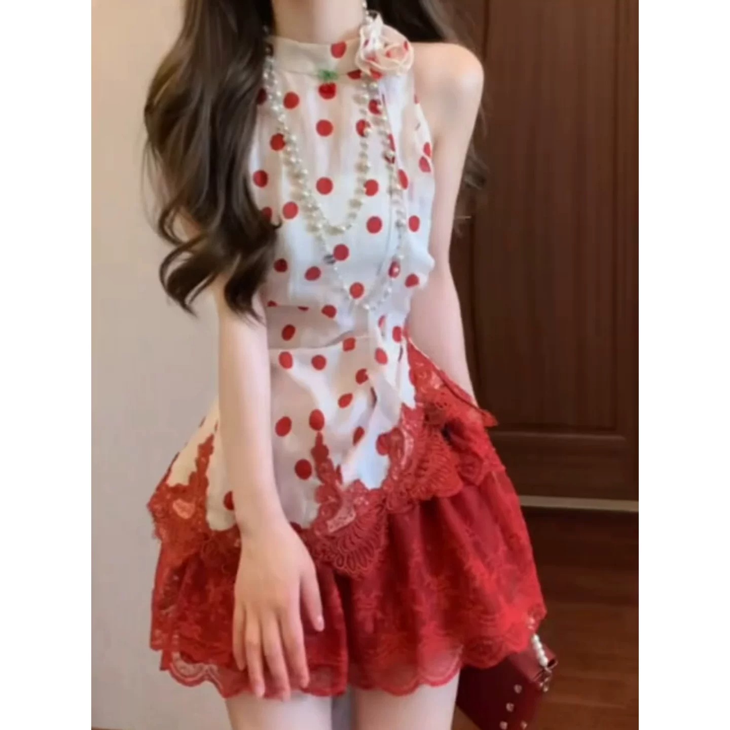 纯欲辣妹套装女夏季绝美穿搭气质波点挂脖上衣红色蕾丝半身短裙子
