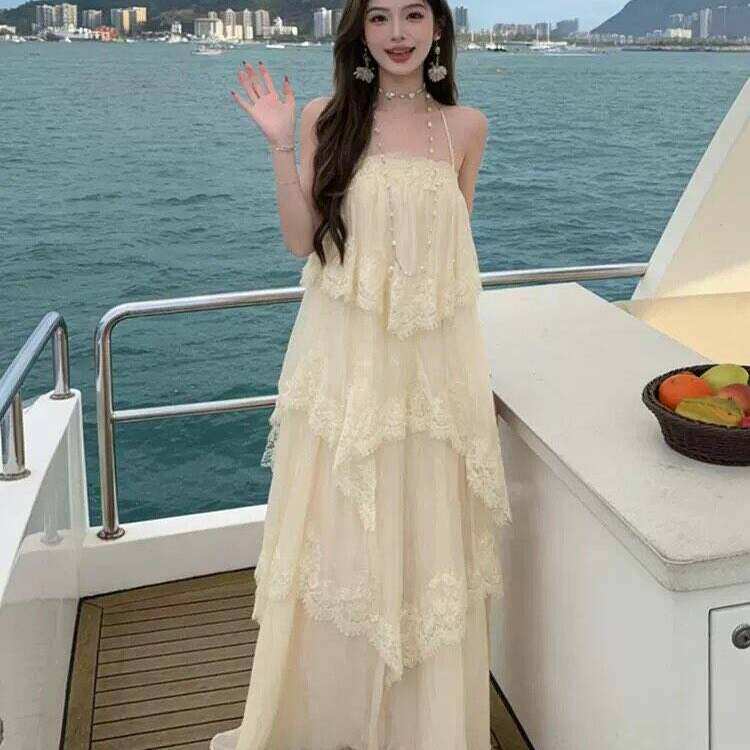 法式气质时尚浪漫维多利亚港风名媛宽松显瘦吊带长裙女夏日连衣裙