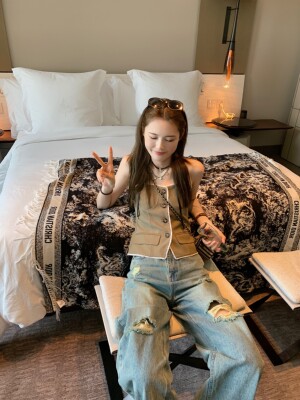 aaaaxbbb抹胸露肩短款上衣