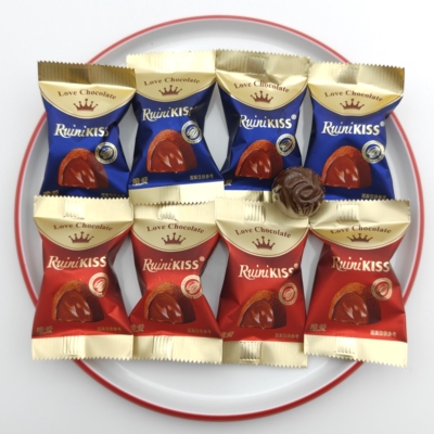 香港瑞妮唯爱夹心代可可脂巧克力散装休闲零食结婚庆喜糖果年货