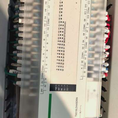 议价施耐德PLC TM218LDA40DRN 拆机件 24V输入(维修)